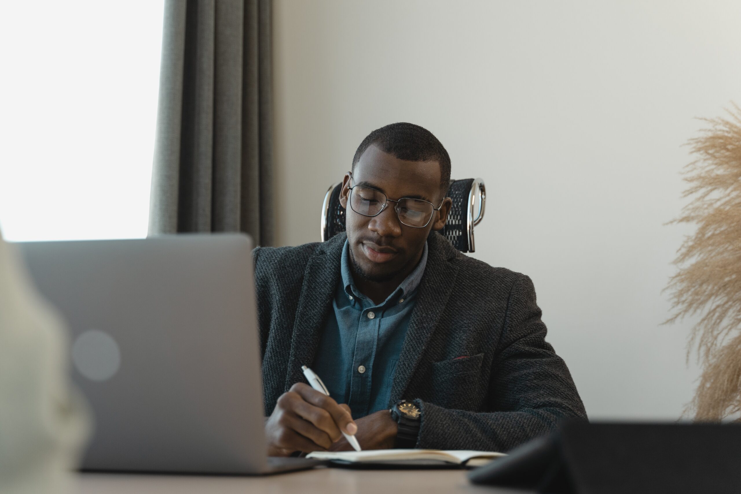 The Hiring Game: Clear Job Descriptions and Requirements as the Key to ...